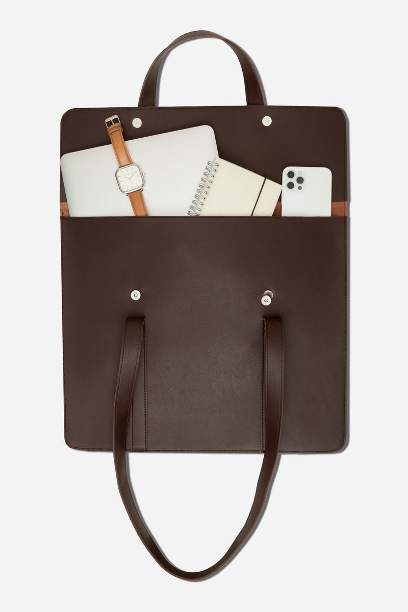 DVL Lacina – Straightforward